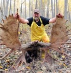 Shooting A World Record MOOSE | ON TARGET in CANADA